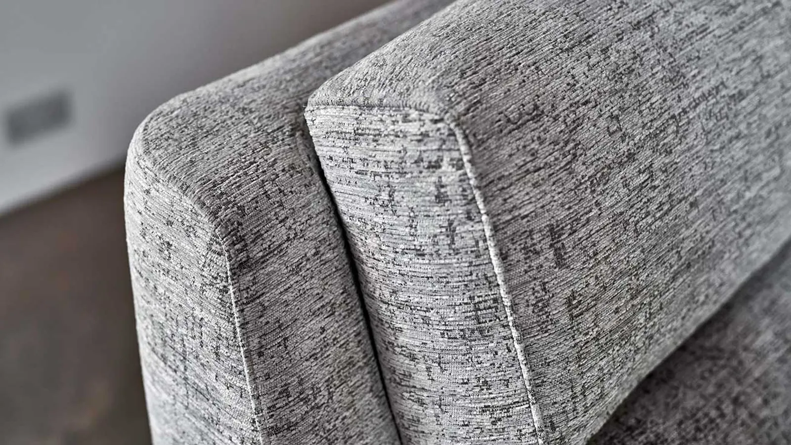 Ellis | Russell Dean Furnishers